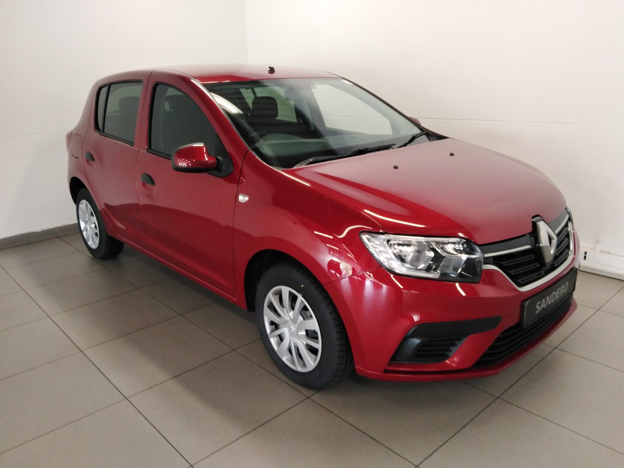 Sandero 900T Expression - CMH Renault Midrand